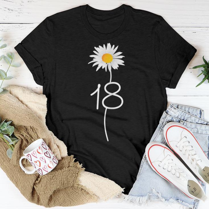 18Th Birthday 18 Years Old Daisy Flower Women T-shirt | Mazezy