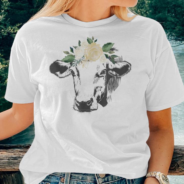 Floral Cow Women Livestock Cattle Show T Women T-shirt | Mazezy
