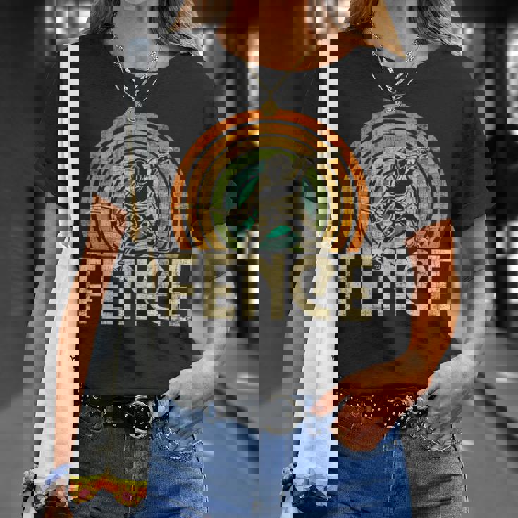 Fence Retro Vintage Fencing Fencer Swordsman Sword Rapier T-Shirt ...