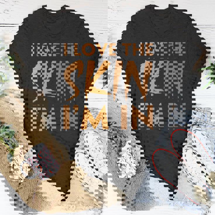 Love The Skin I'm In Cool Motivational Quote Black Power Bhm T-Shirt | Mazezy