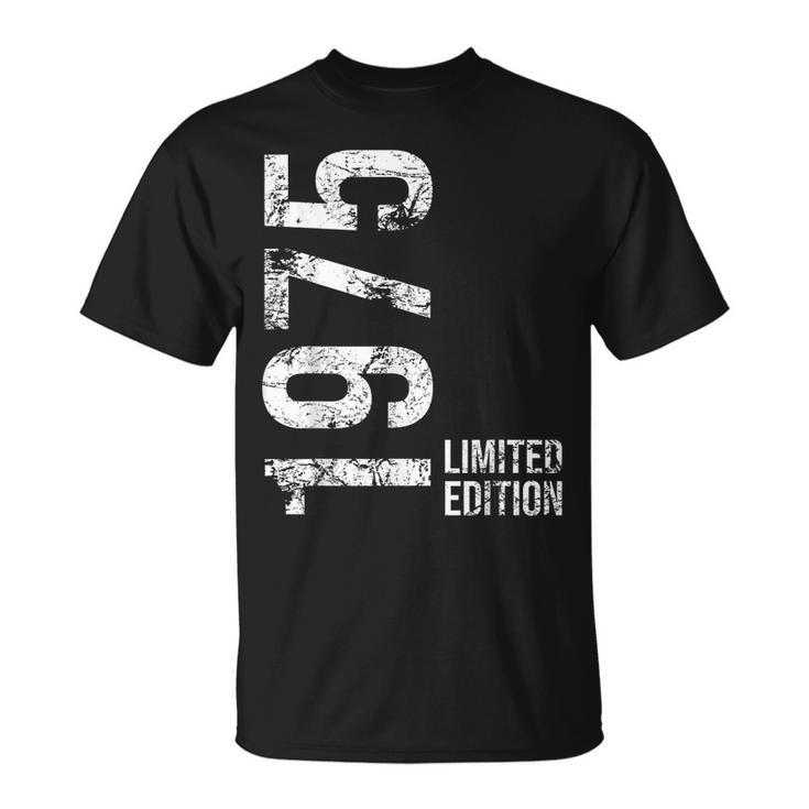 48Th Birthday 48 Years Man Woman Retro Vintage 1975 Gift Unisex T-Shirt ...