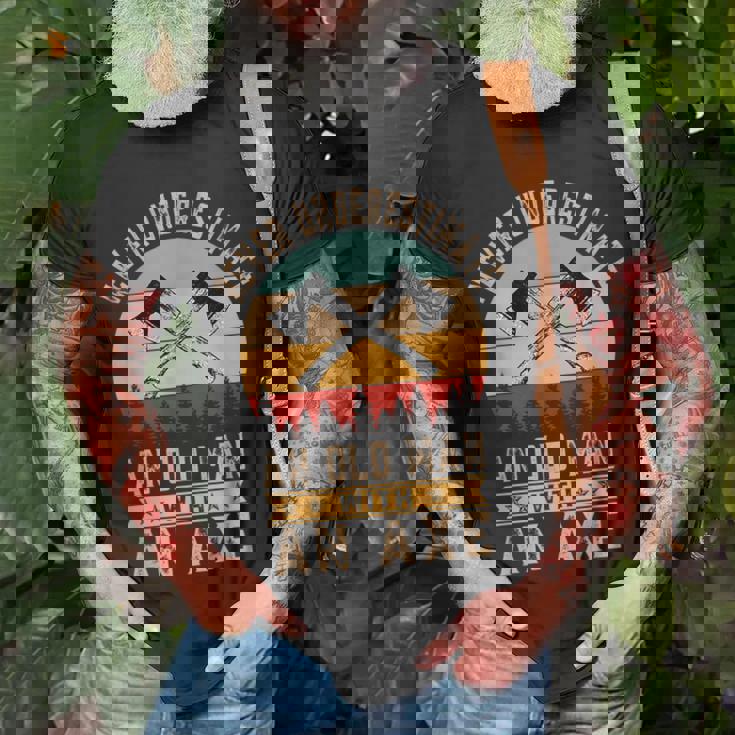 Funny Never Underestimate An Old Man With An Axe Throwing Old Man Funny ...